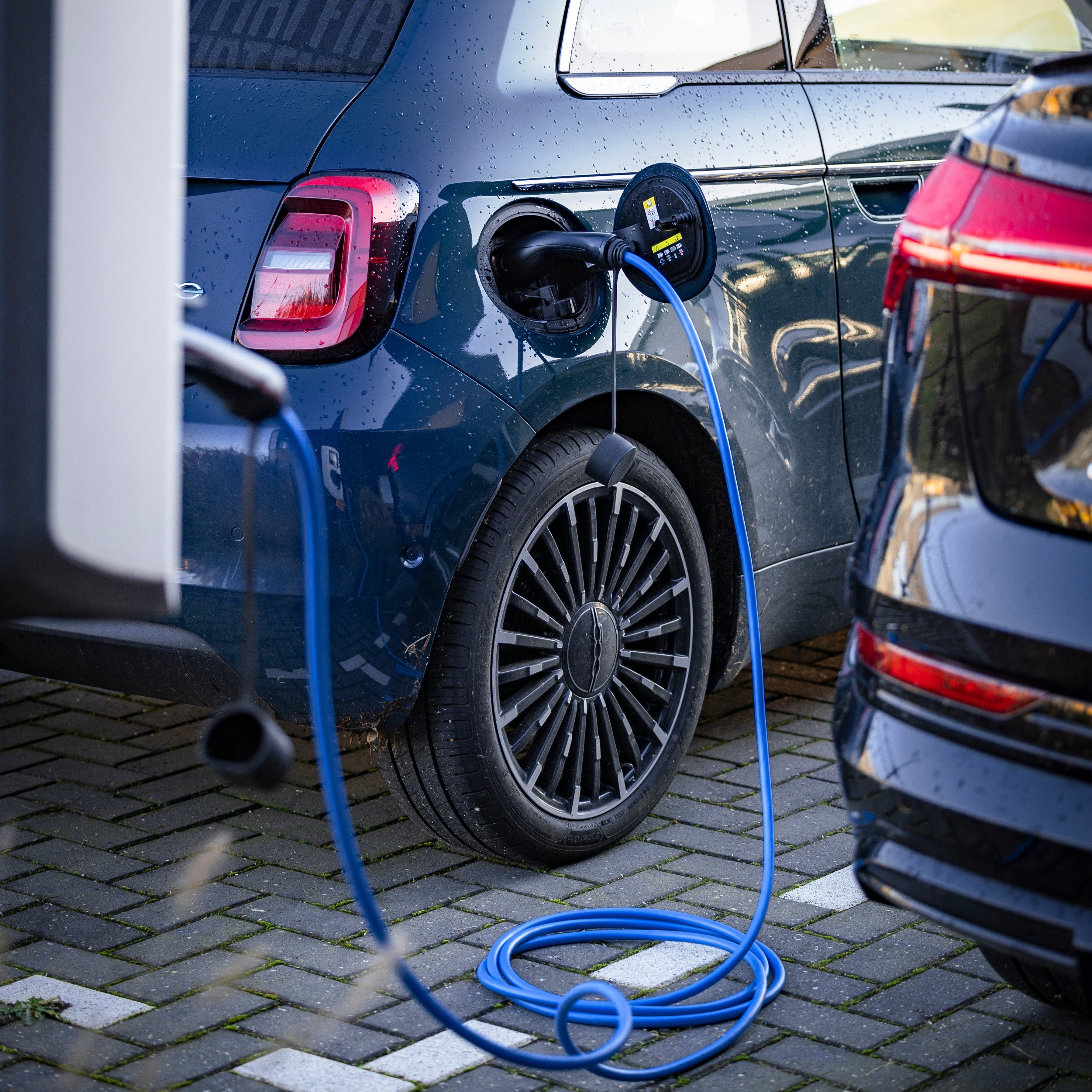 Audi A3 Sportback TFSi E 2020 Charging Cable Electrified
